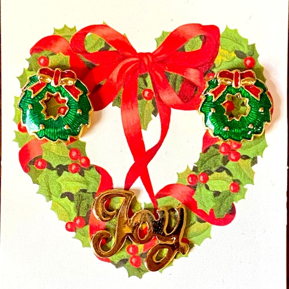 Avon | Jewelry | Vintage Avon Joy And Holly Pierced Earrings | Poshmark